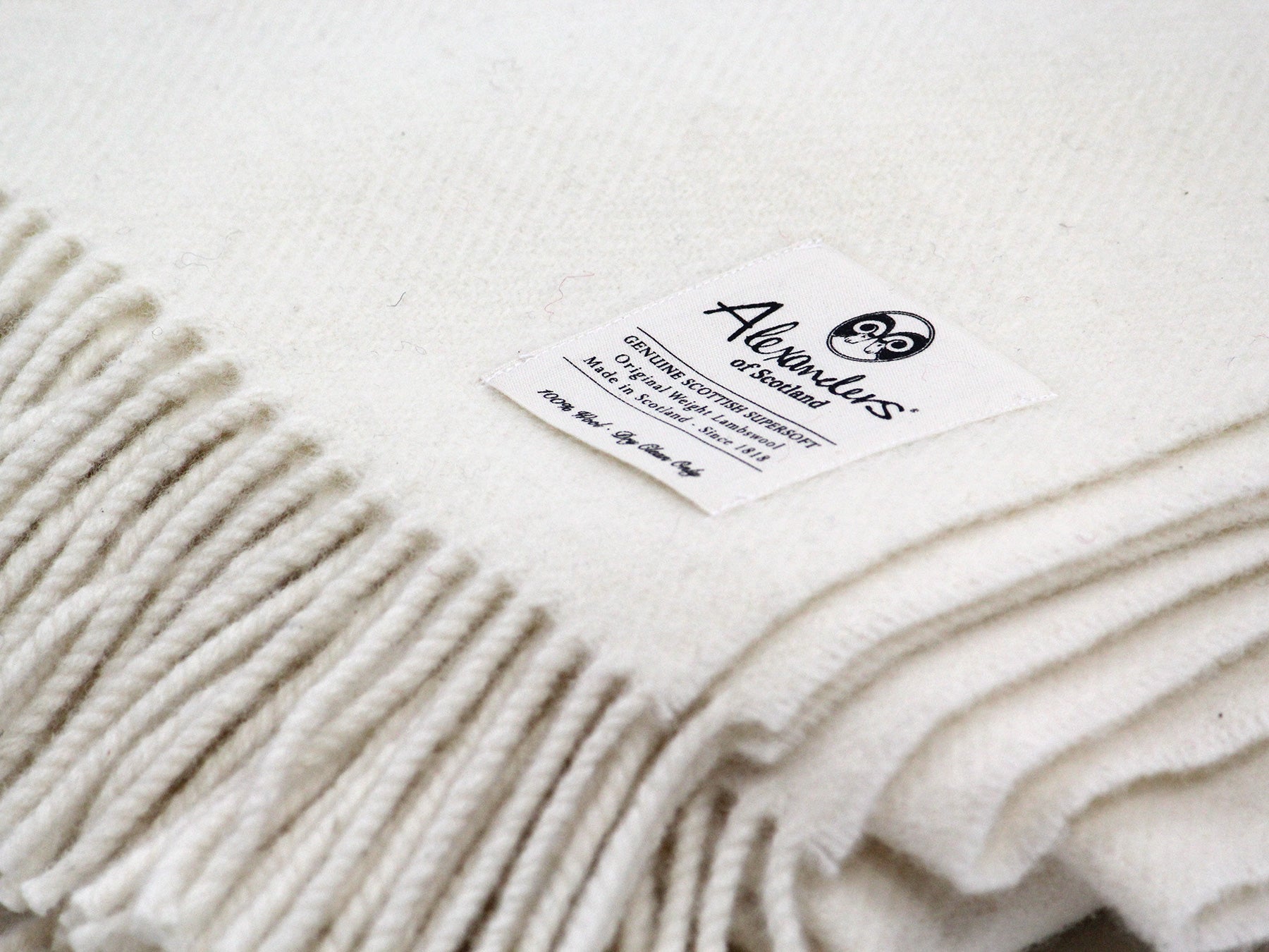 Alexanders of Scotland wool fabrics, blankets and scarves ...